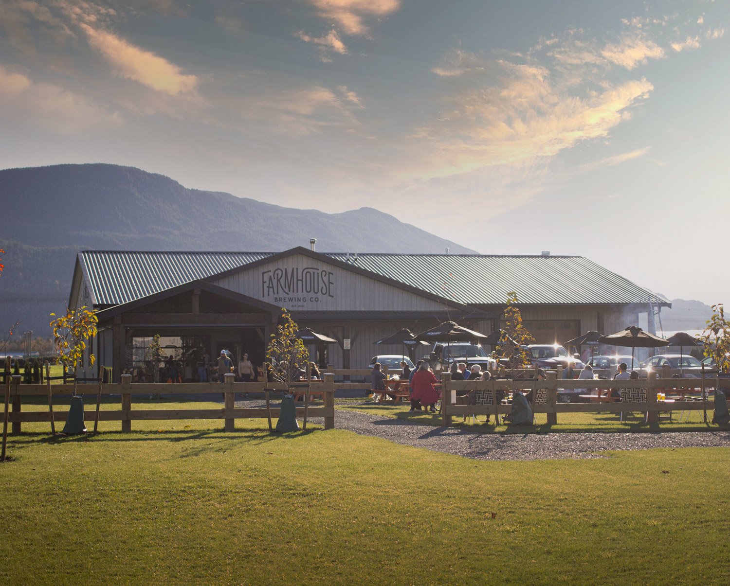 Farmhouse Brewing Co. | Craft Brewery & Wood Fired Kitchen